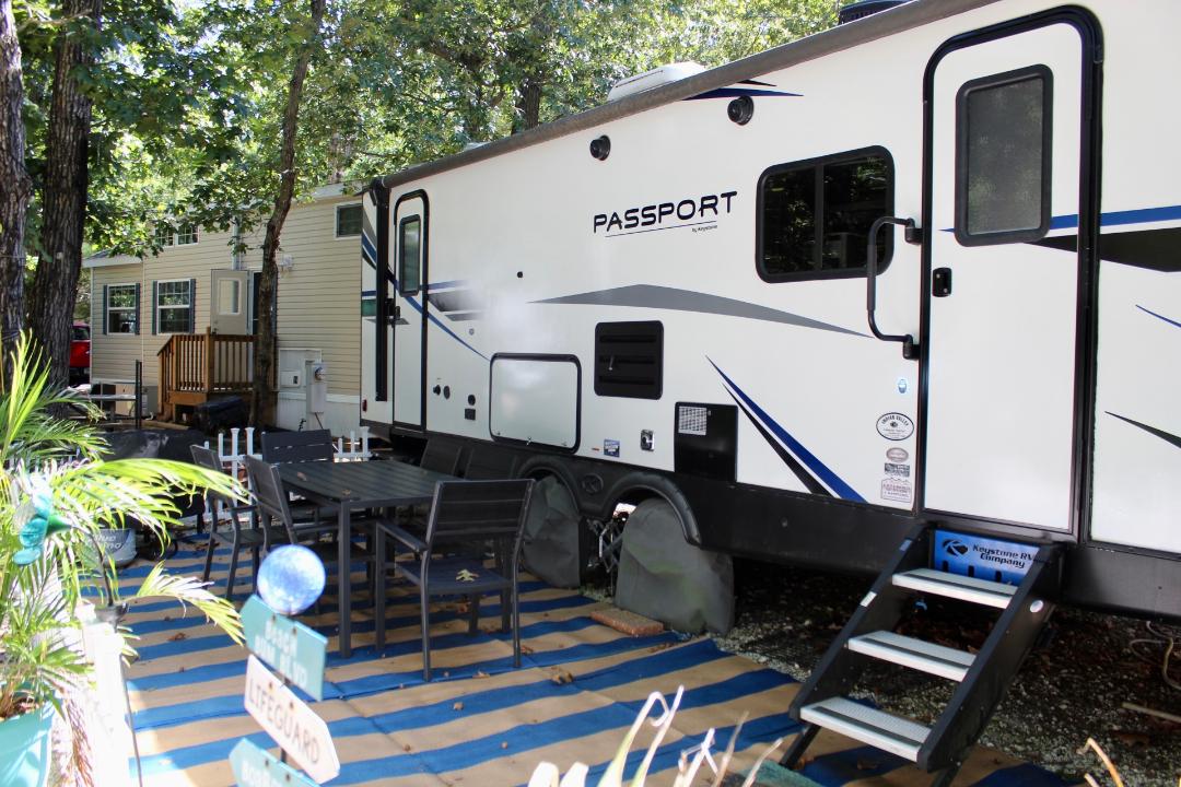 Sea Grove Resort - (Trailer Name)